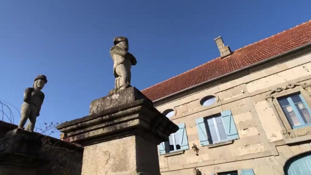 "Tous les chemins mènent à vous" à Fransèches, Village Masgot, dans la ...